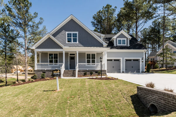 Portfolio of Custom Homes - Royalty Homes Inc.