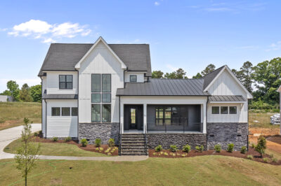 Portfolio of Custom Homes - Royalty Homes Inc.